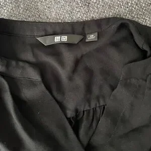 Uniqlo | Tops | Uniqlo Button Down Sleeveless Blouse | Poshmark
